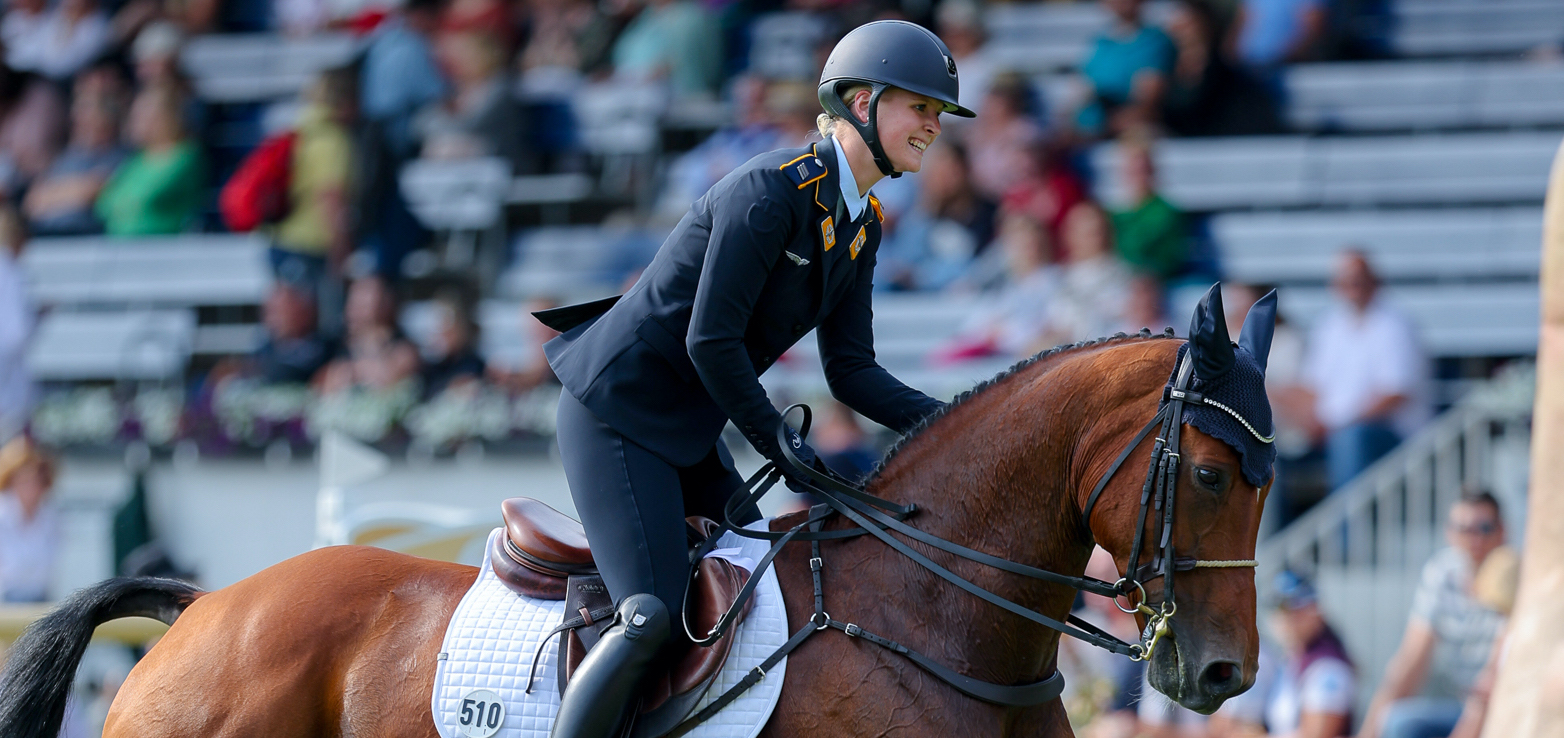 Libussa Lübbeke: Mit dem Goldenen Reitabzeichen im Gepäck in Richtung ...