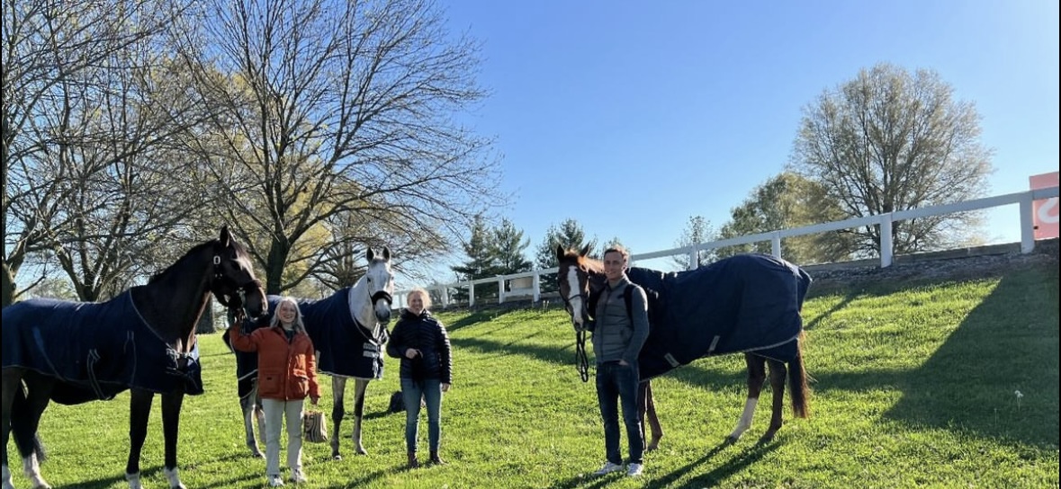 Touchdown in den USA: Die drei deutschen 5*-Pferde sind gut im Kentucky ...